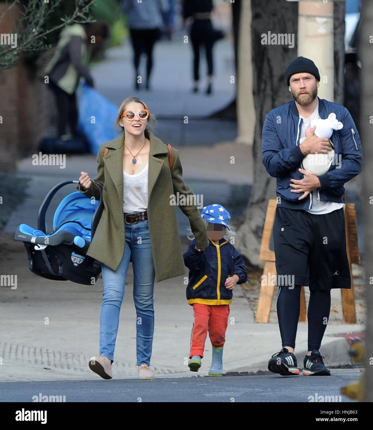 Teresa Palmer leaves Cafe Gratitude at Larchmont Village with husband ...