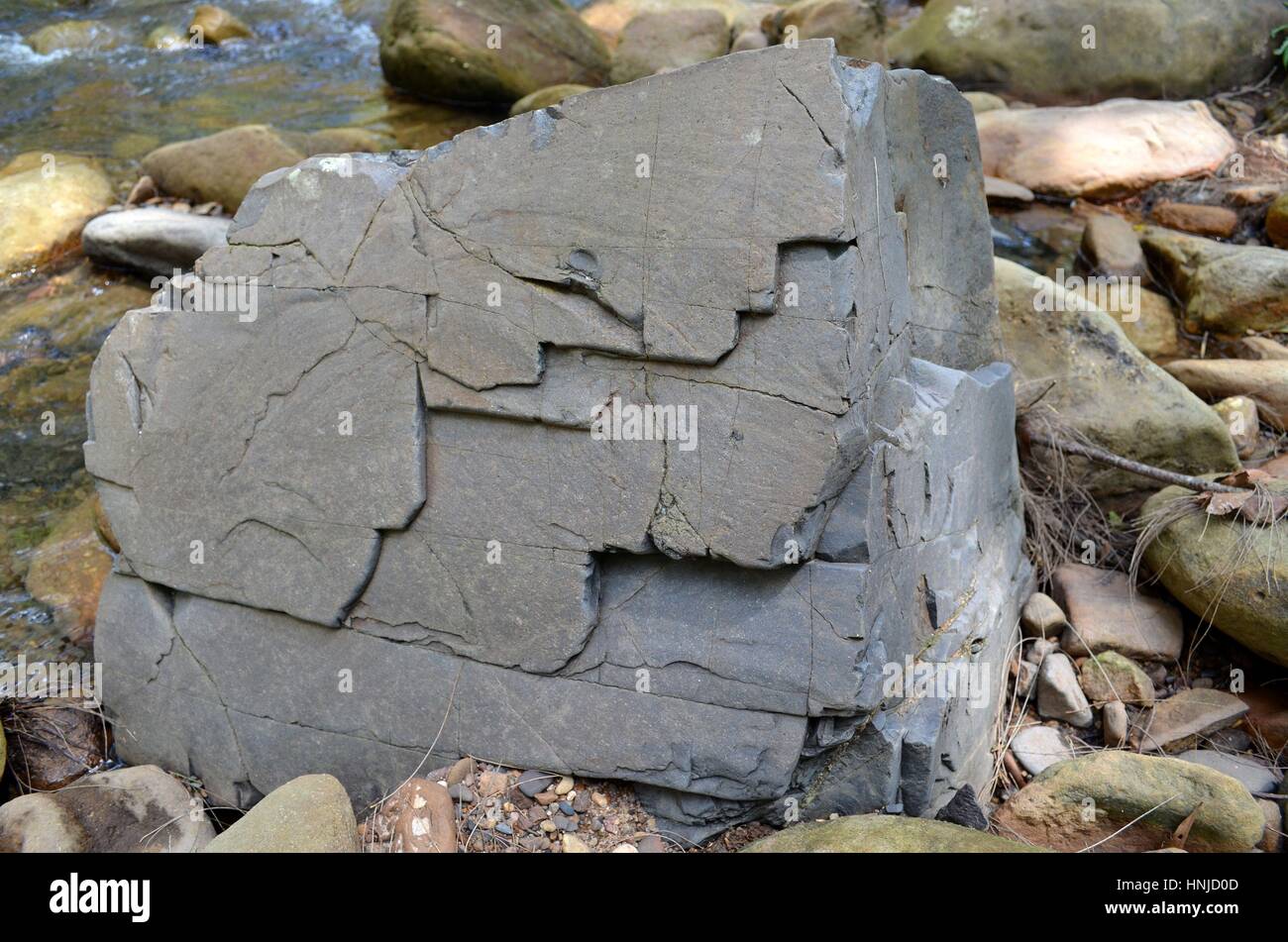 Horizontal rock layers hi-res stock photography and images - Alamy