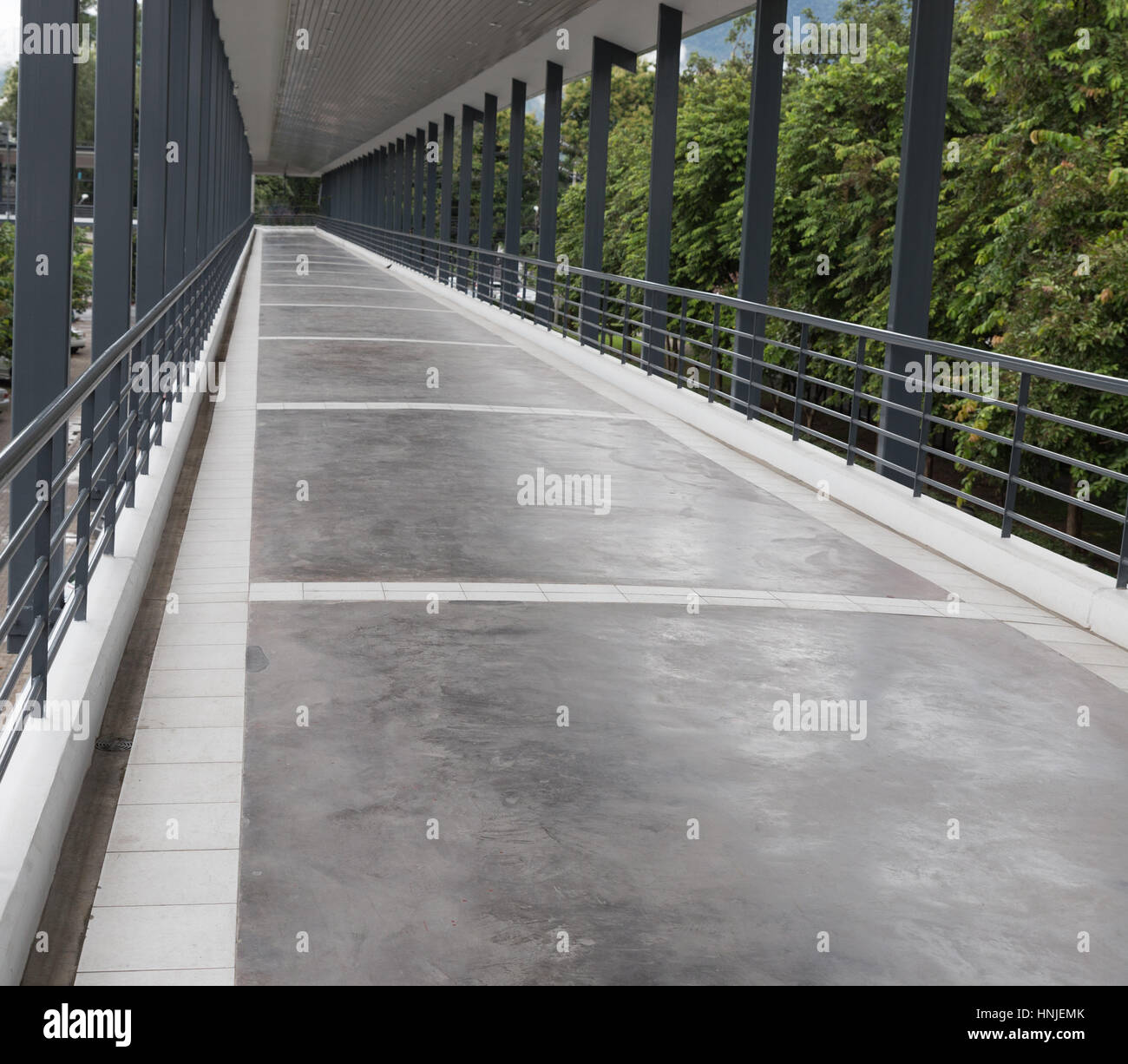 An elevated pedestrian walkway hi-res stock photography and images - Alamy