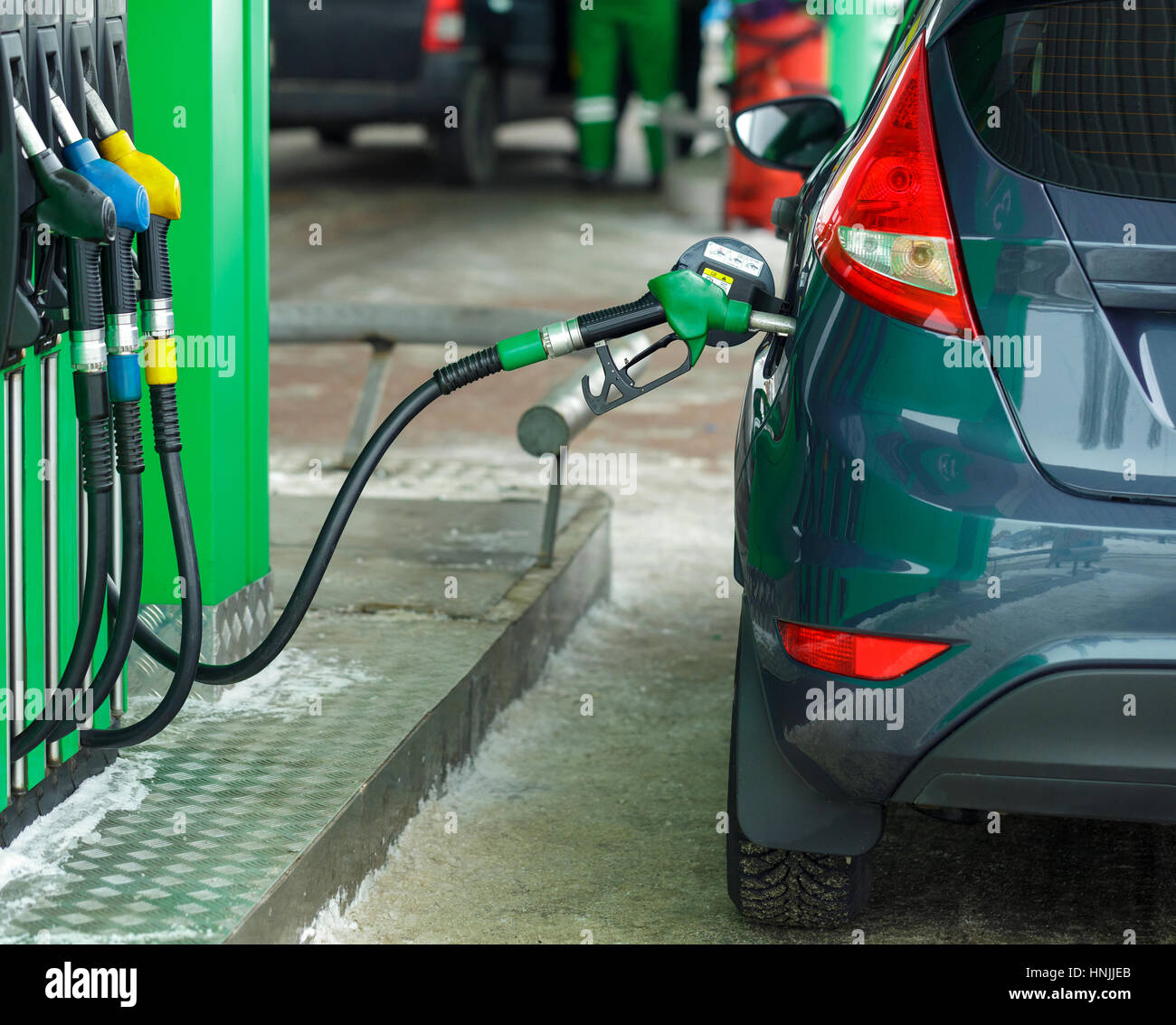 Fueling efficiency hi-res stock photography and images - Alamy