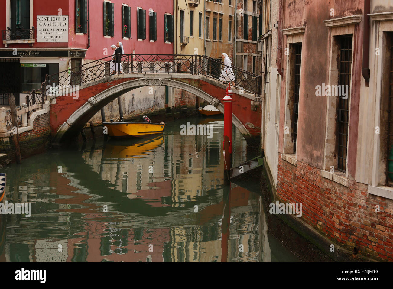 Channels venice hi-res stock photography and images - Alamy