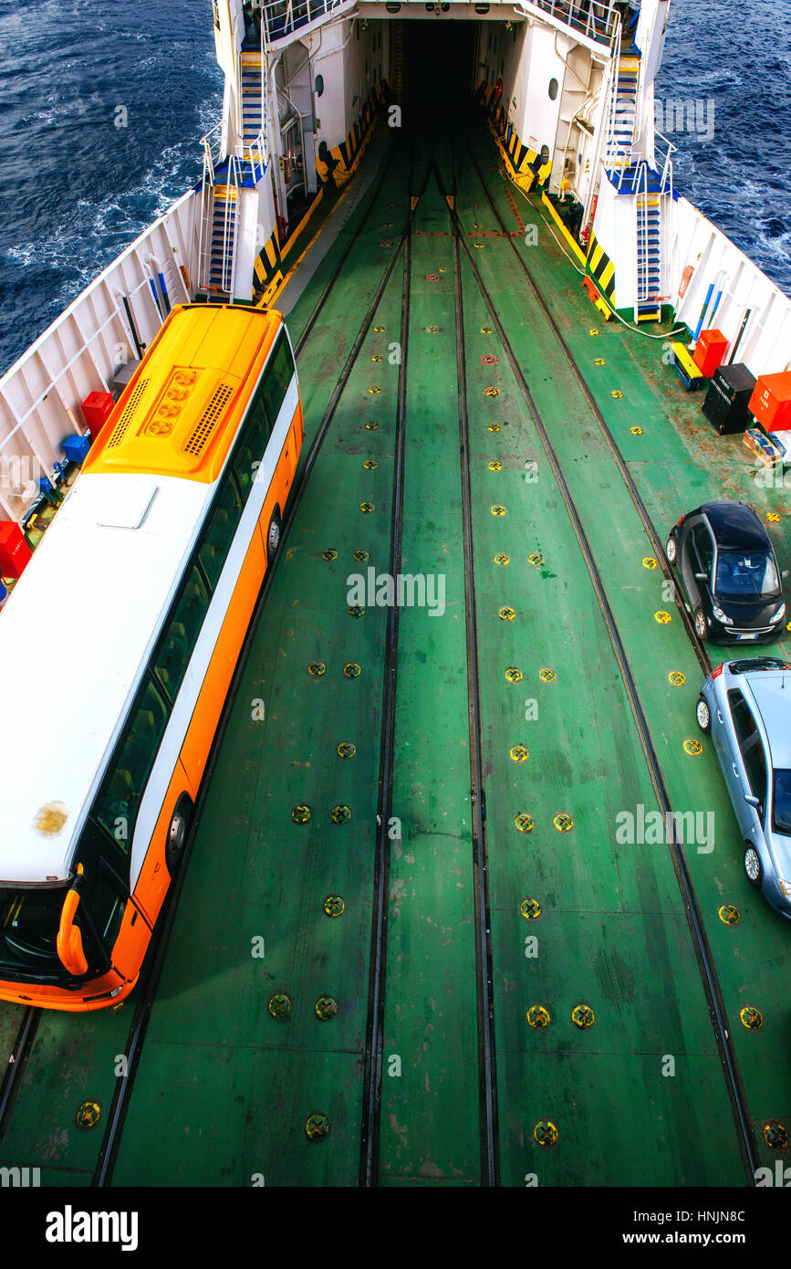Cargo ship parked dock hi-res stock photography and images - Alamy