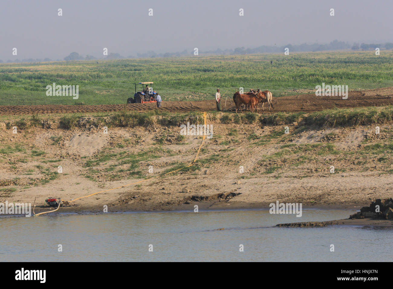 Modern farming methods hi-res stock photography and images - Alamy
