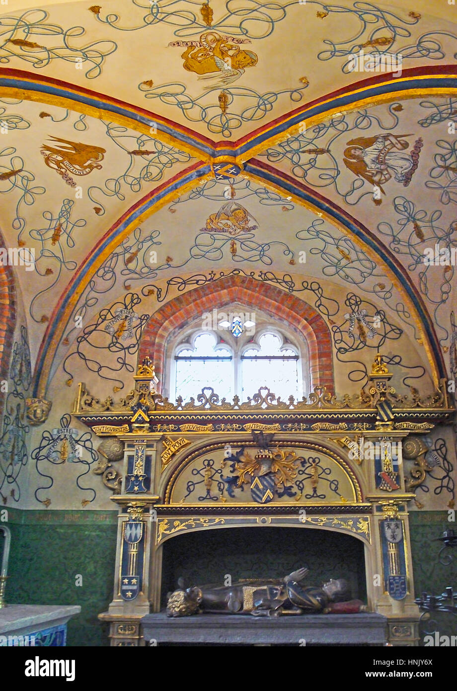 BRUGES, BELGIUM - MAY 26, 2011: The richly decorated interior of the ...