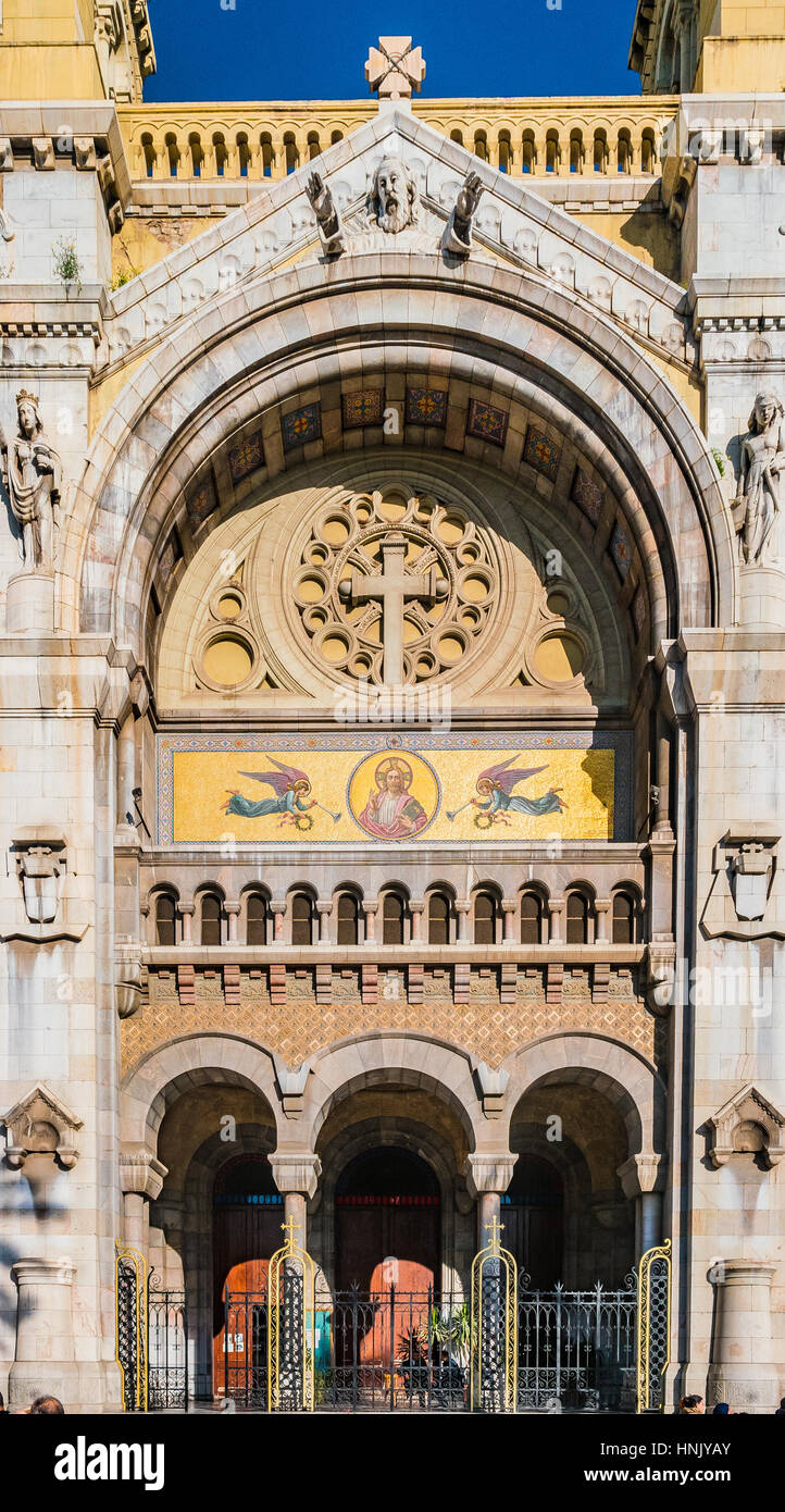 Cathedral of st vincent de paul hi-res stock photography and images - Alamy