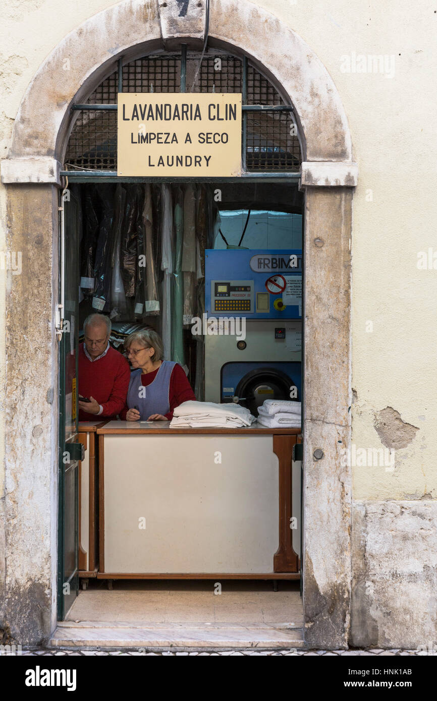 Portugal laundry woman hi-res stock photography and images - Alamy