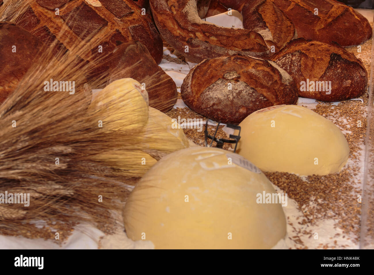 Altamura Italian Fresh Bread and Sheaves of Wheat Stock Photo - Alamy