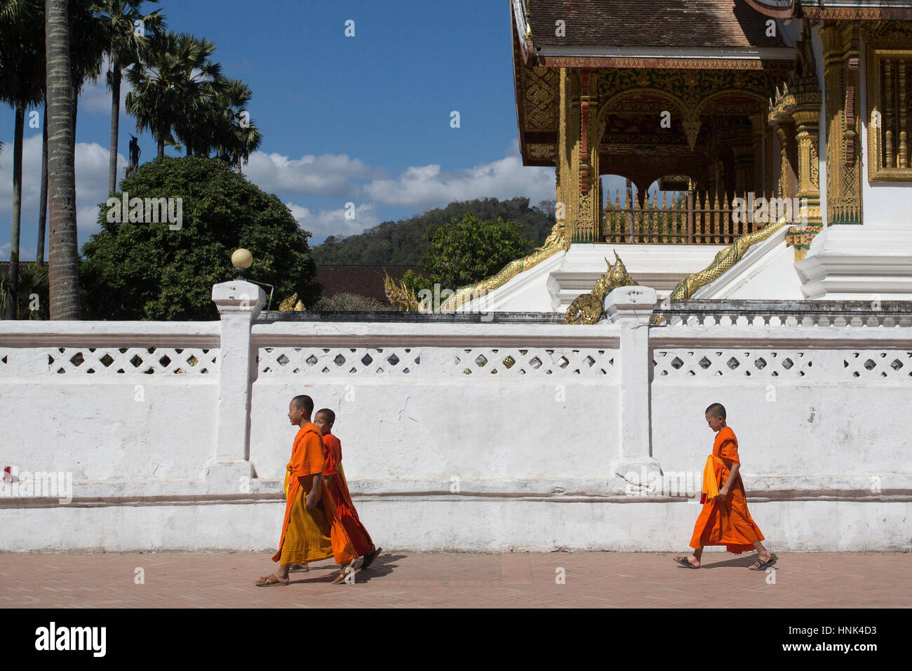 Munks hi-res stock photography and images - Alamy