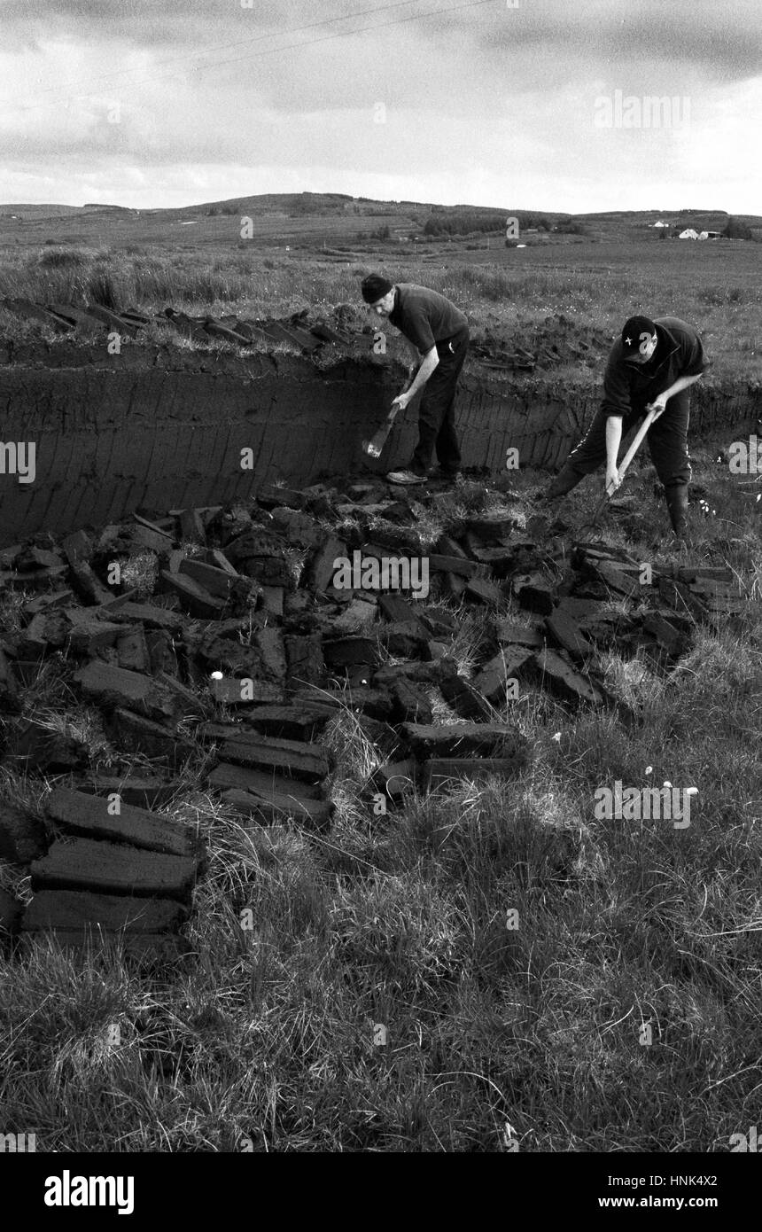 Hand digging trench hi-res stock photography and images - Alamy