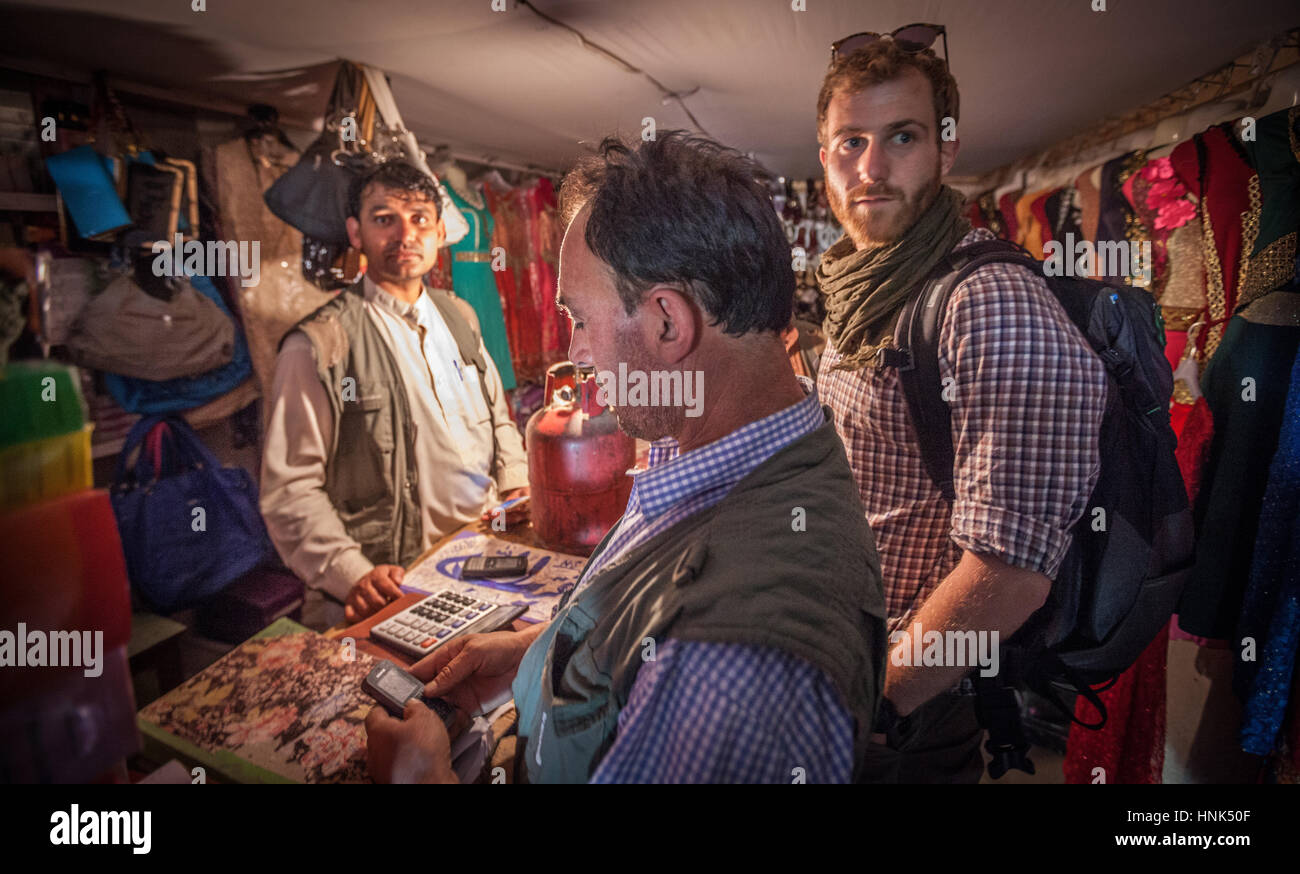 Afghanistan, Wakhan corridor, tourists in Ishkashim sultan shop Stock ...