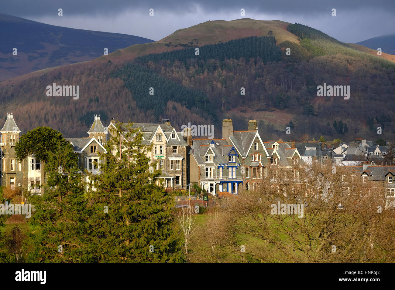 Keswick hotels and property with fells in the background Stock Photo ...