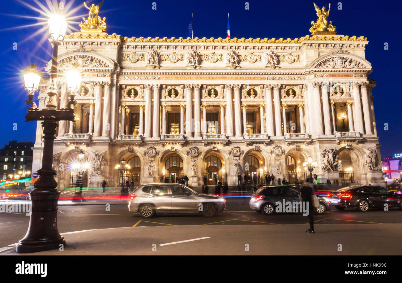 Paris Opera House Statue Stock Photos & Paris Opera House Statue Stock ...