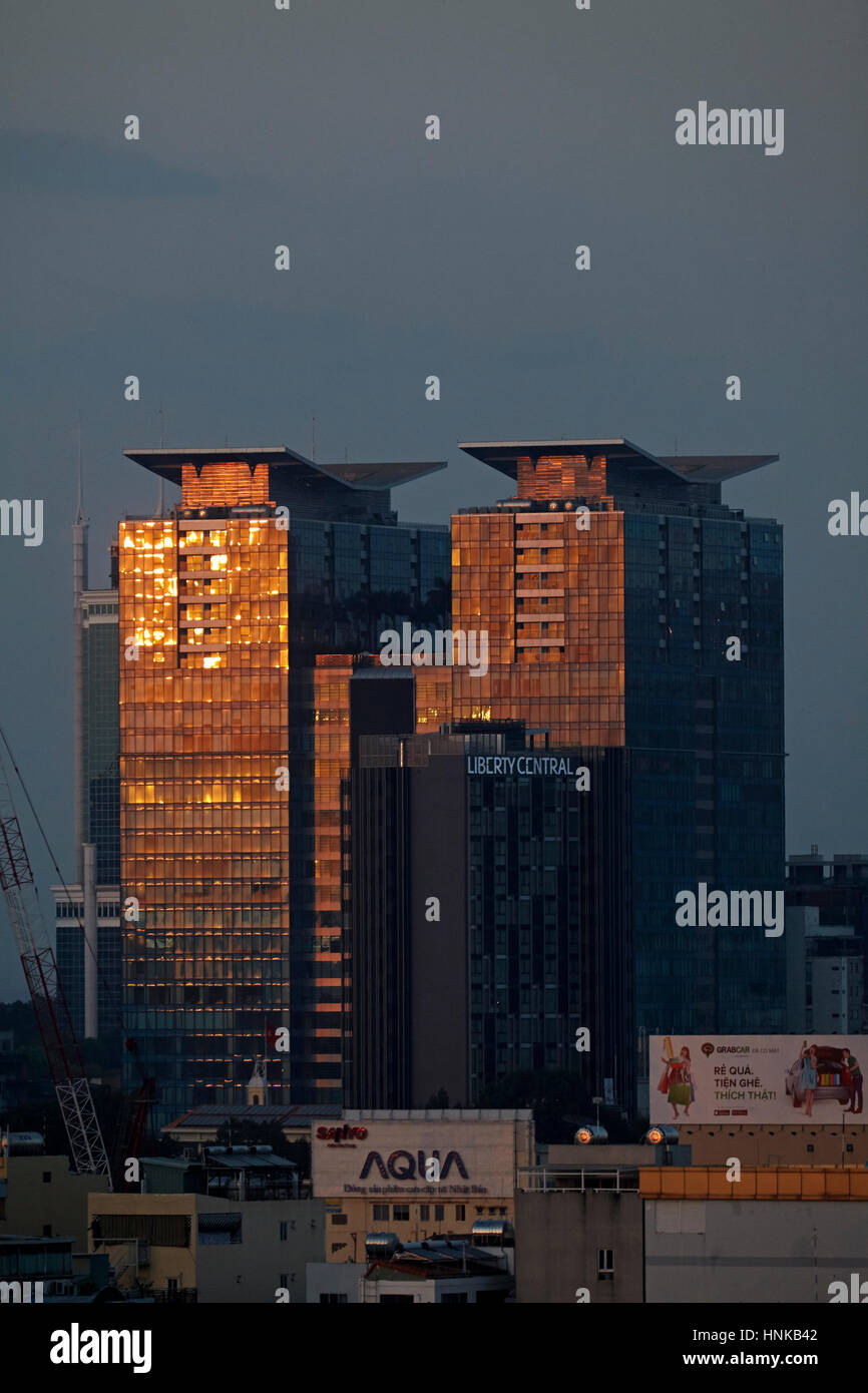 Vincom Centre at sunset, Ho Chi Minh City (Saigon), Vietnam Stock Photo ...