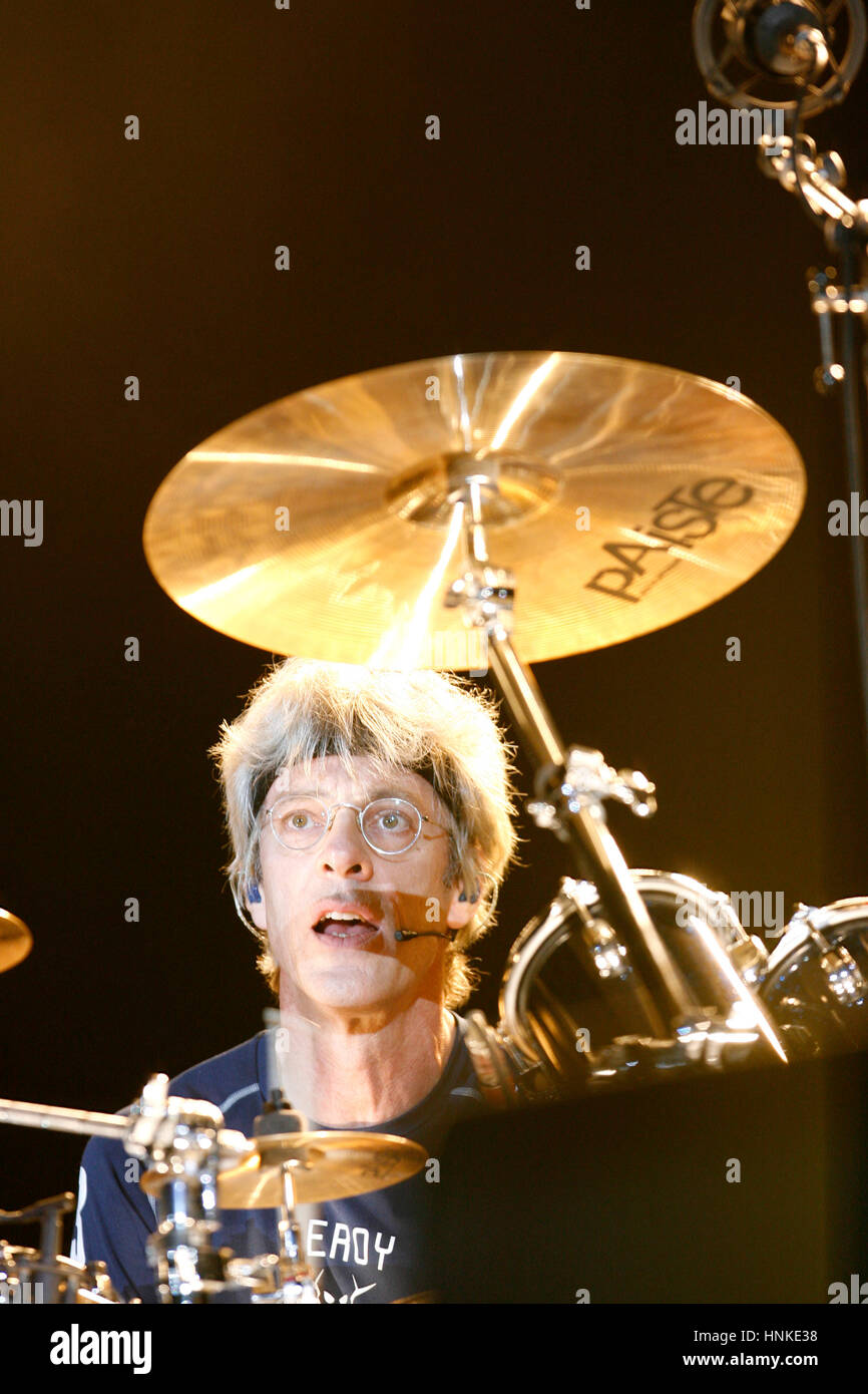 Stewart copeland hi-res stock photography and images - Alamy
