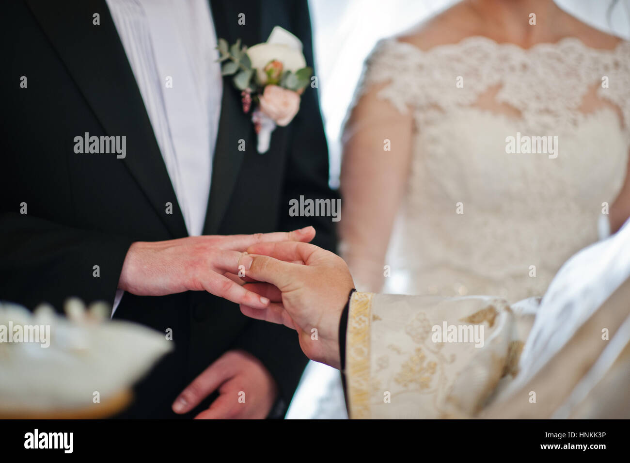 White garment church hi-res stock photography and images - Alamy