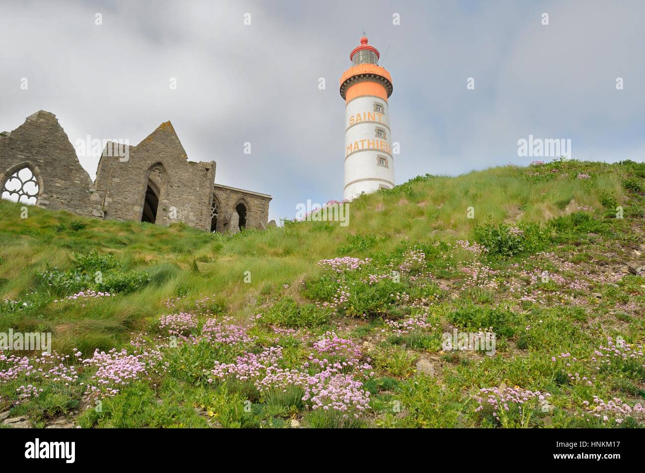 29. Pointe St Mathieu and Abbey Lighthouse Stock Photo - Alamy