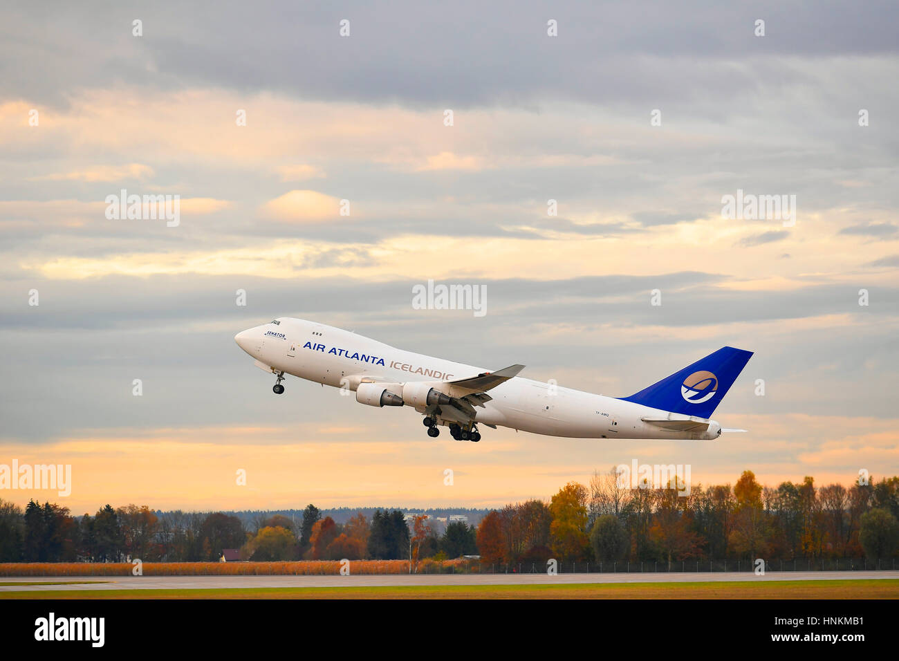 Air atlanta icelandic hi-res stock photography and images - Alamy