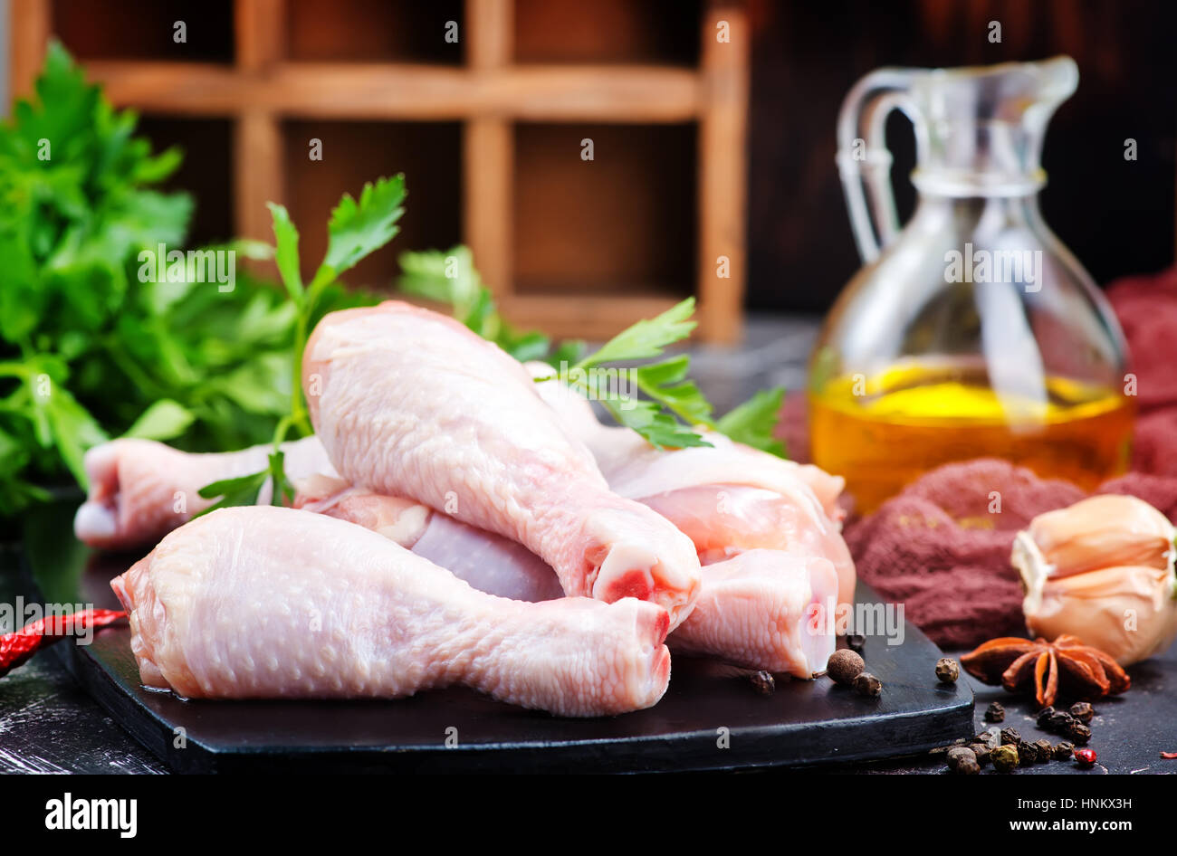 Five chicken legs hi-res stock photography and images - Alamy