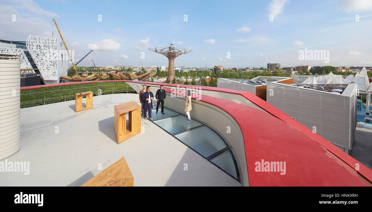 Viewing platform and chinese architecture hi-res stock photography and ...