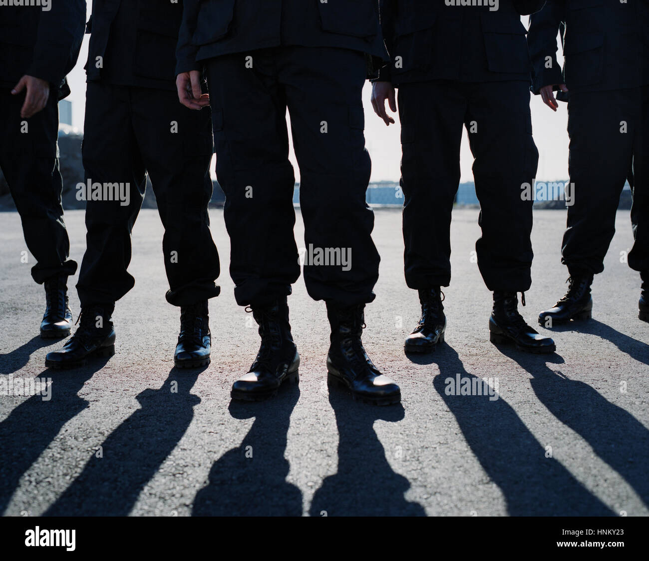 Wearing military uniforms hi-res stock photography and images - Alamy