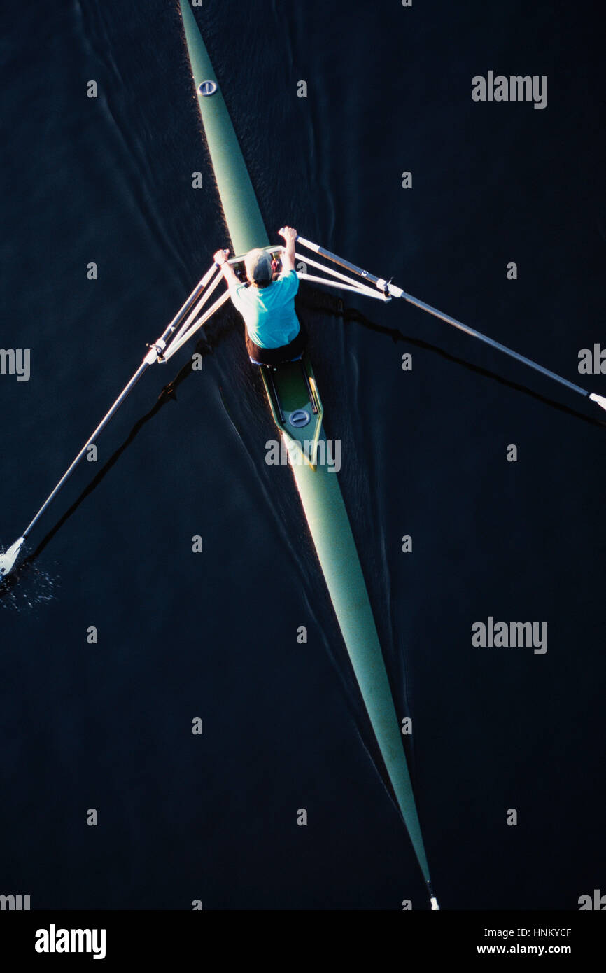 Single scull rowing boat hi-res stock photography and images - Alamy