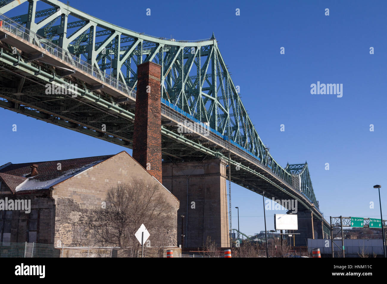 Quebec Bridge Lawrence High Resolution Stock Photography and Images - Alamy