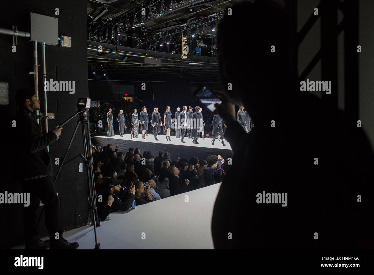 Fashion model backstage dressing hi-res stock photography and images ...