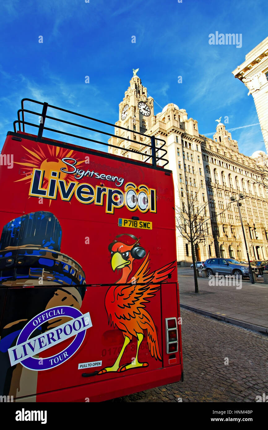 Sightseeing bus in liverpool uk hi-res stock photography and images - Alamy
