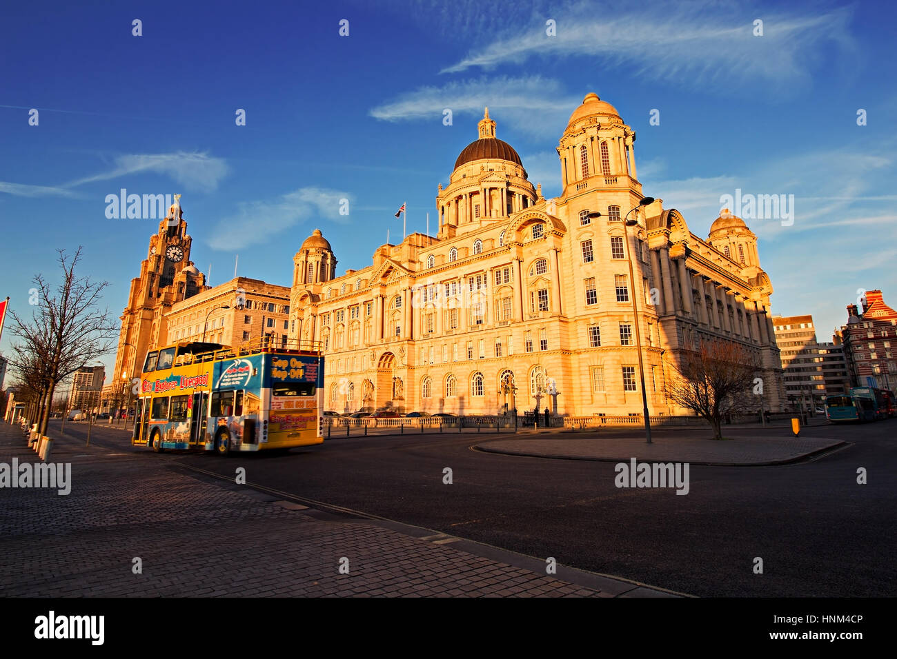 Liverpool sightseeing hi-res stock photography and images - Alamy