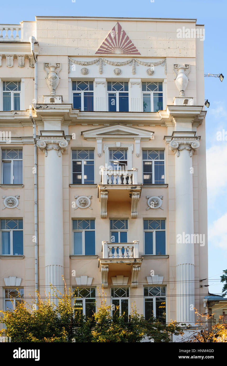 Old heritage architecture facade hi-res stock photography and images ...