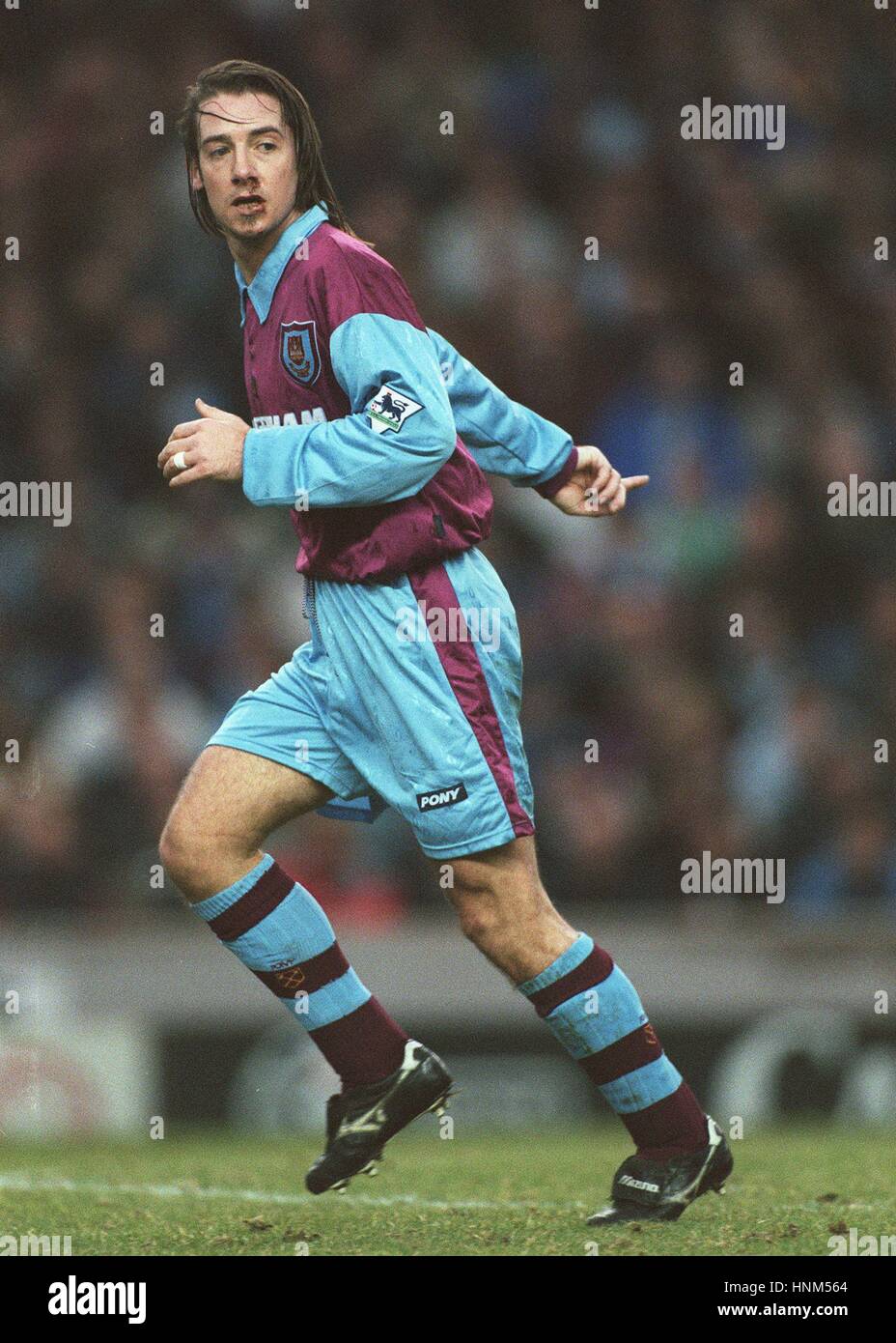 IAN BISHOP WEST HAM UNITED FC 02 January 1996 Stock Photo - Alamy