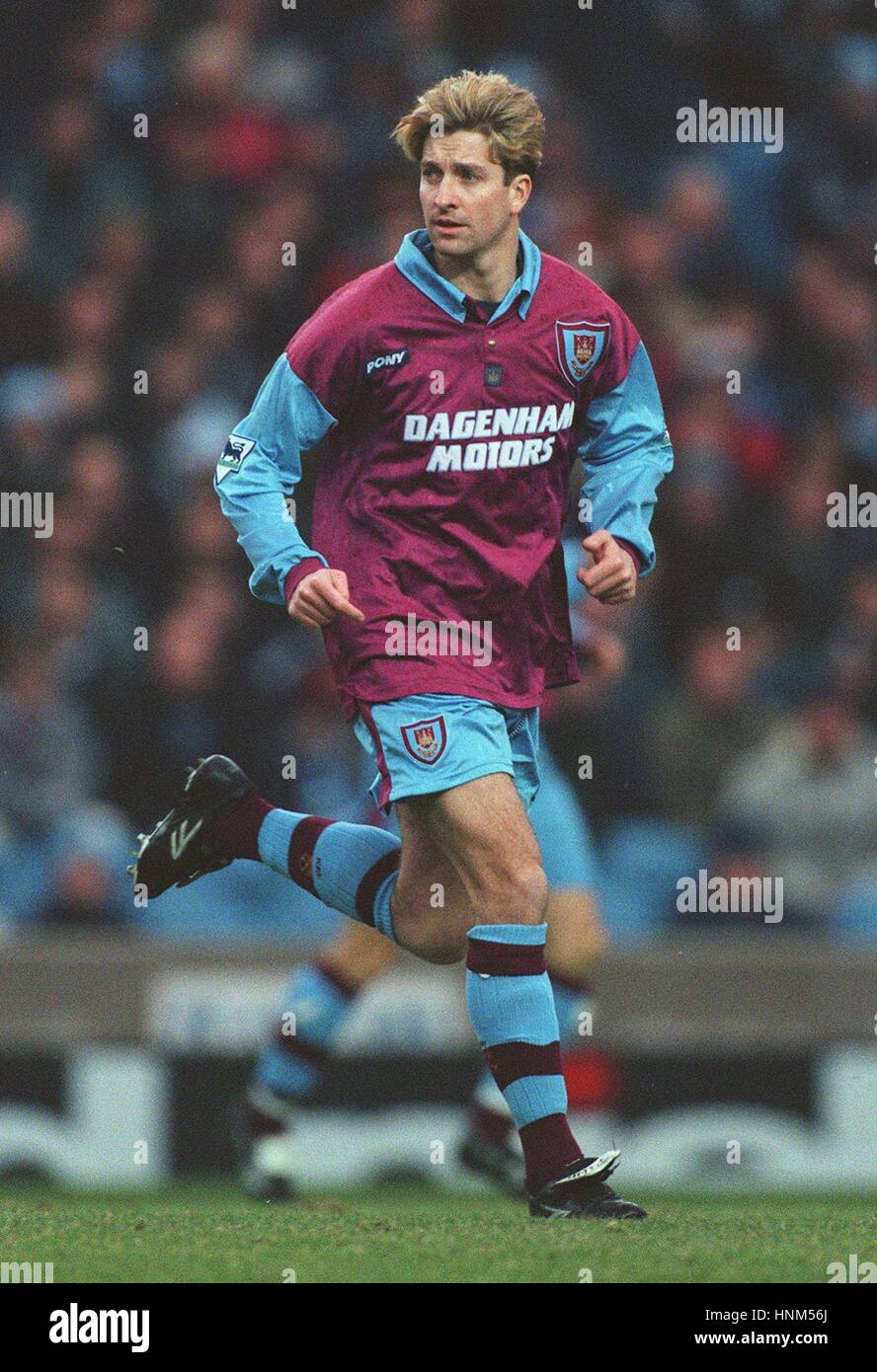 JOHN MONCUR WEST HAM UNITED FC 02 January 1996 Stock Photo - Alamy
