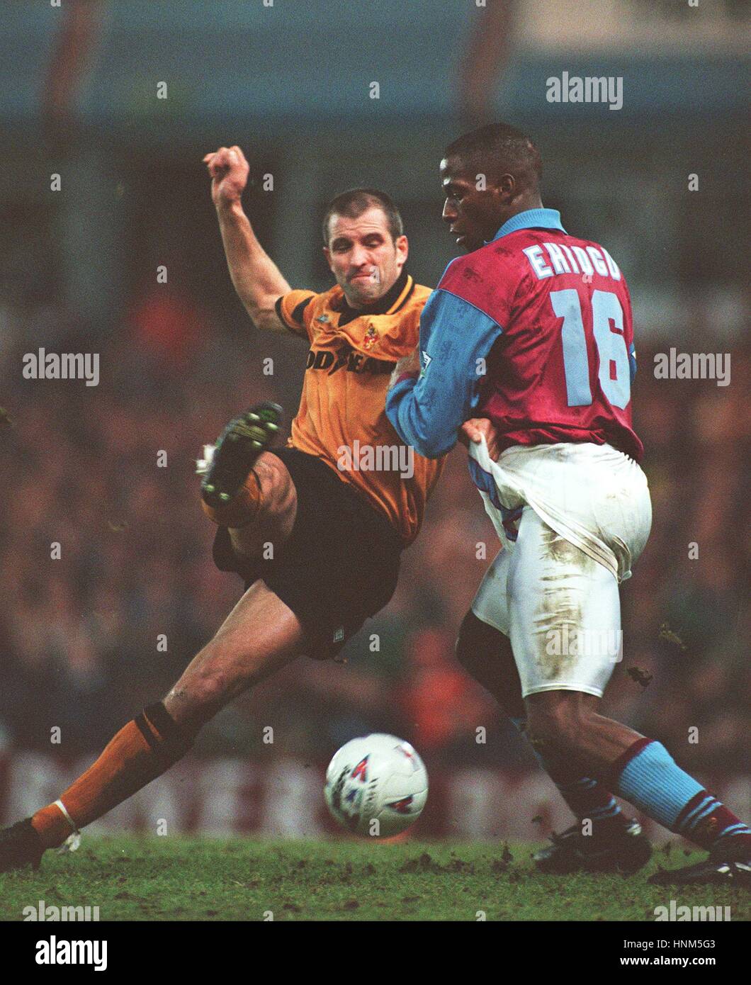 Steve bull wolves hi-res stock photography and images - Alamy