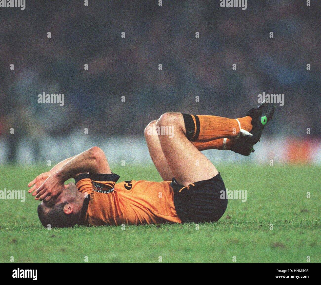 STEVE BULL WOLVERHAMPTON WANDERERS FC 15 January 1996 Stock Photo - Alamy