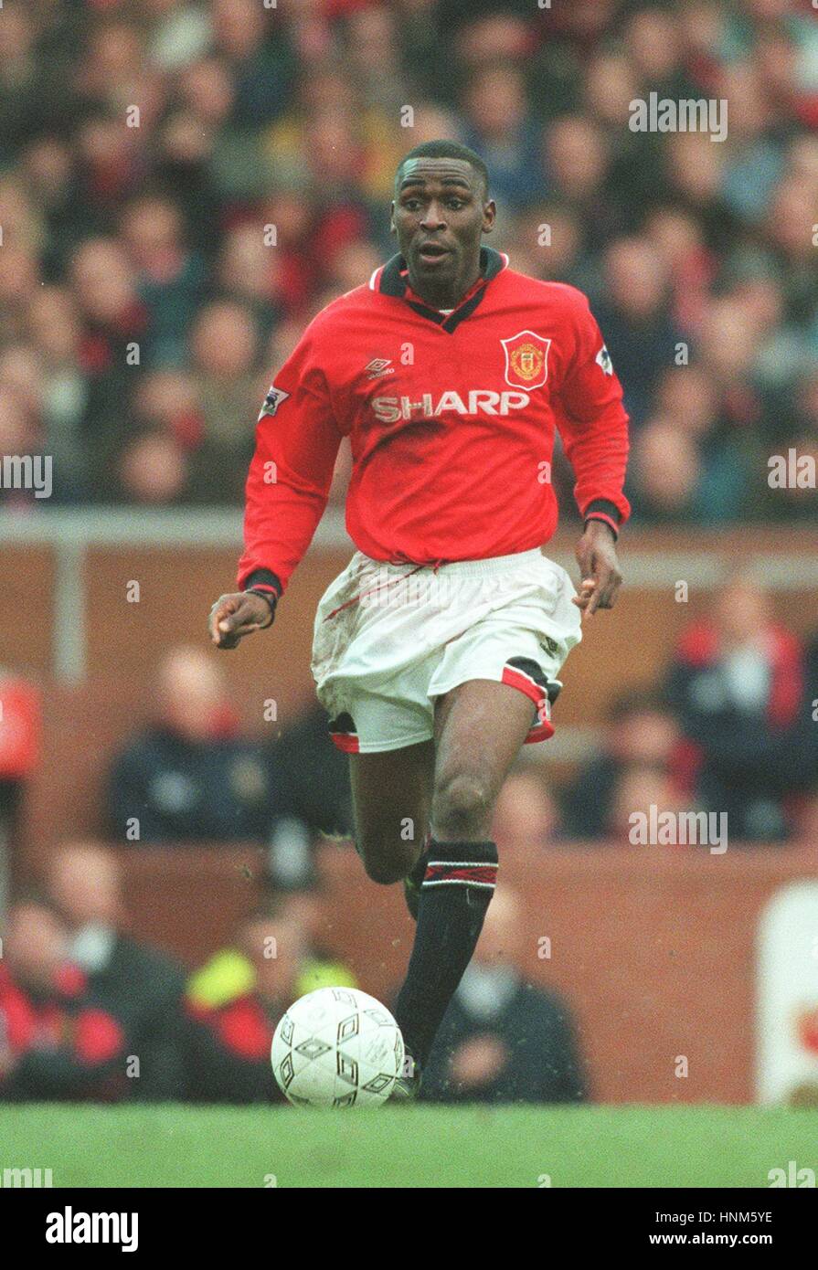 ANDY COLE MANCHESTER UNITED FC 11 February 1996 Stock Photo - Alamy