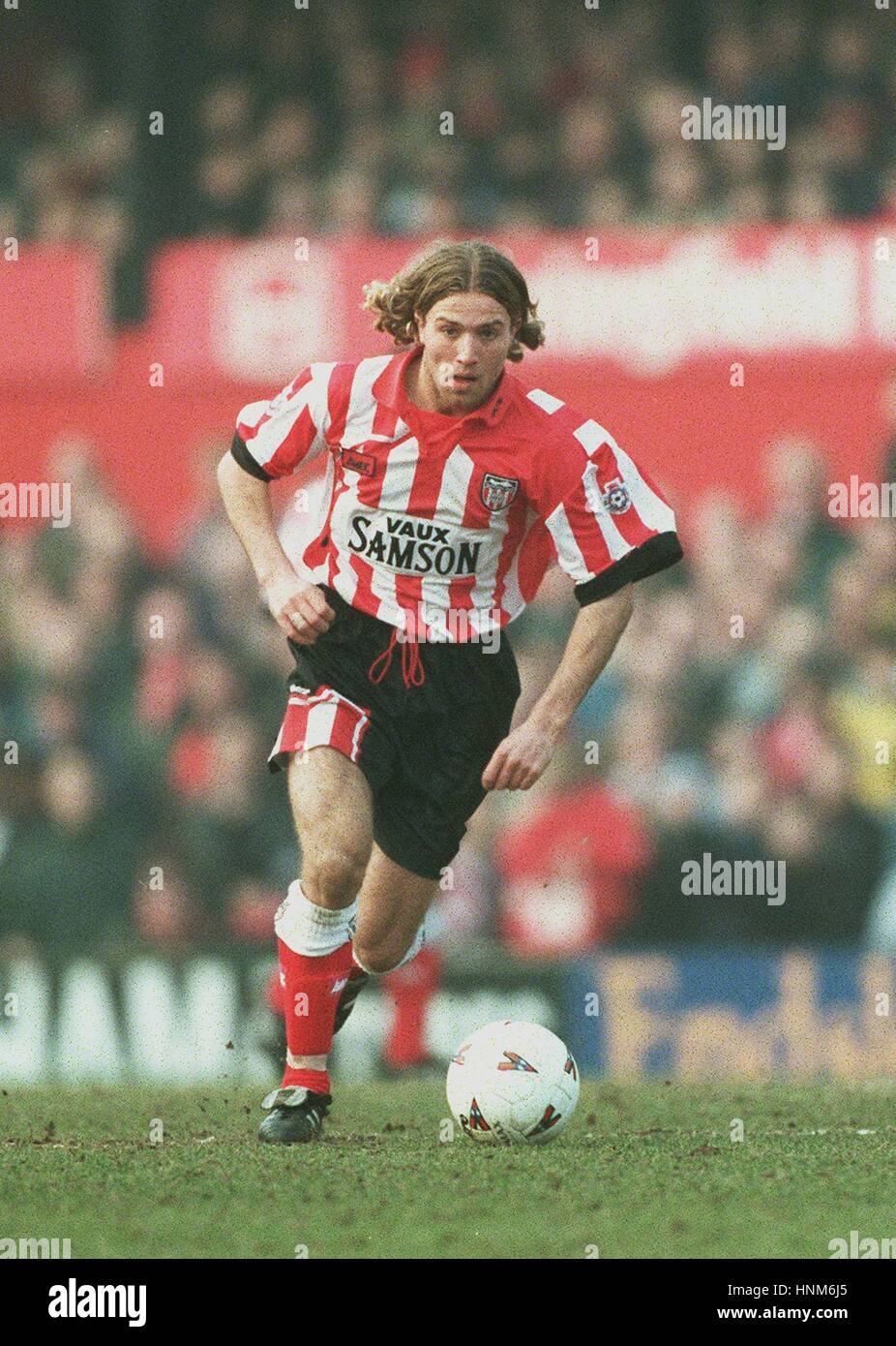 MICHAEL GRAY SUNDERLAND FC 11 March 1996 Stock Photo - Alamy