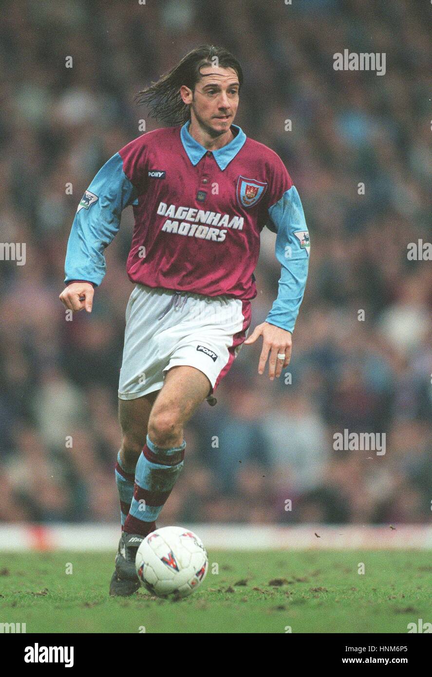 IAN BISHOP WEST HAM UNITED FC 25 March 1996 Stock Photo - Alamy
