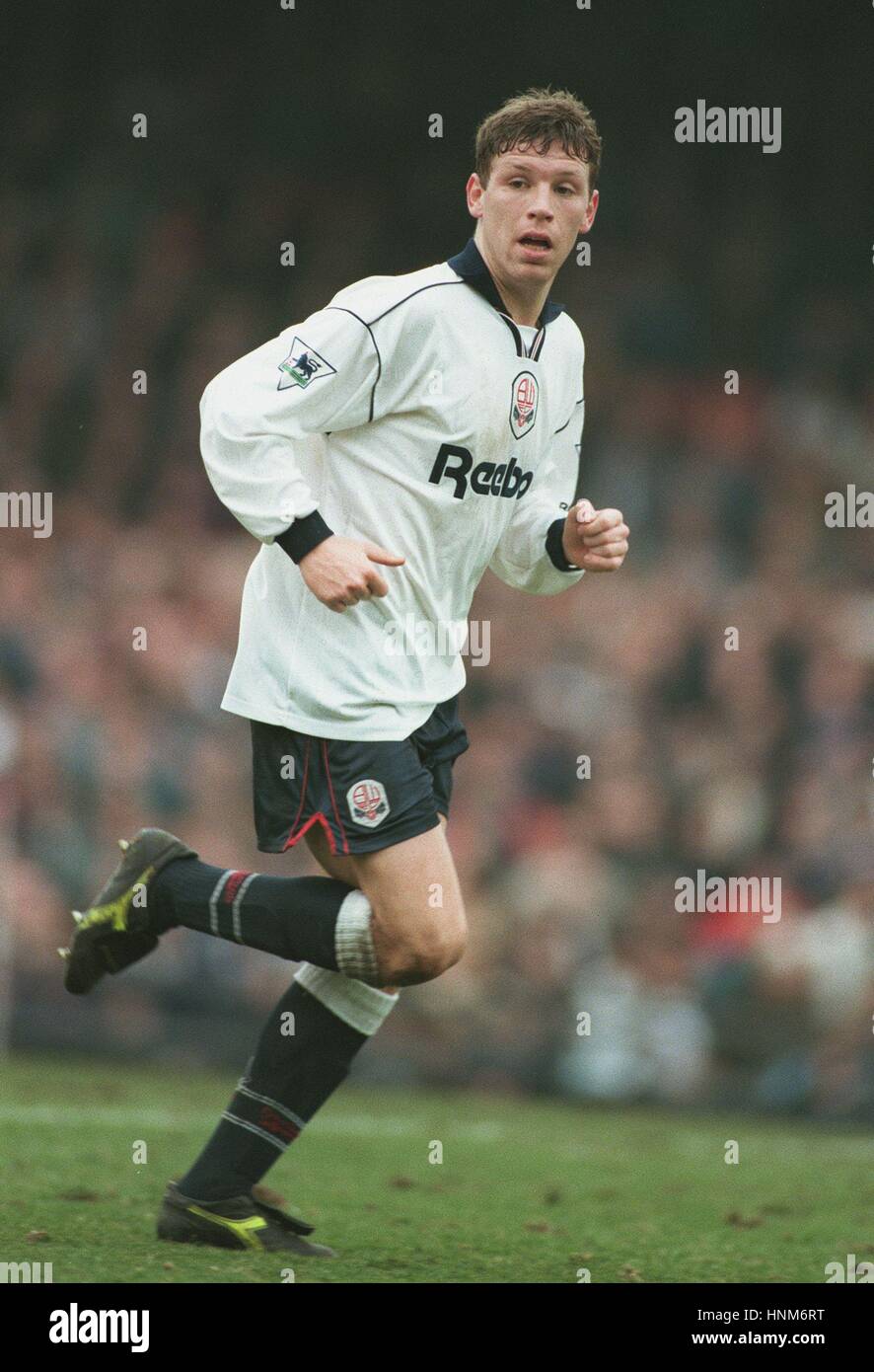 ALAN THOMPSON BOLTON WANDERERS FC 28 March 1996 Stock Photo - Alamy