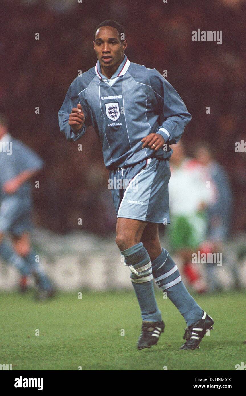 PAUL INCE ENGLAND & INTER MILAN FC 01 April 1996 Stock Photo - Alamy