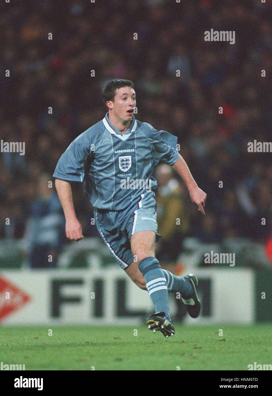 ROBBIE FOWLER ENGLAND & LIVERPOOL FC 01 April 1996 Stock Photo - Alamy