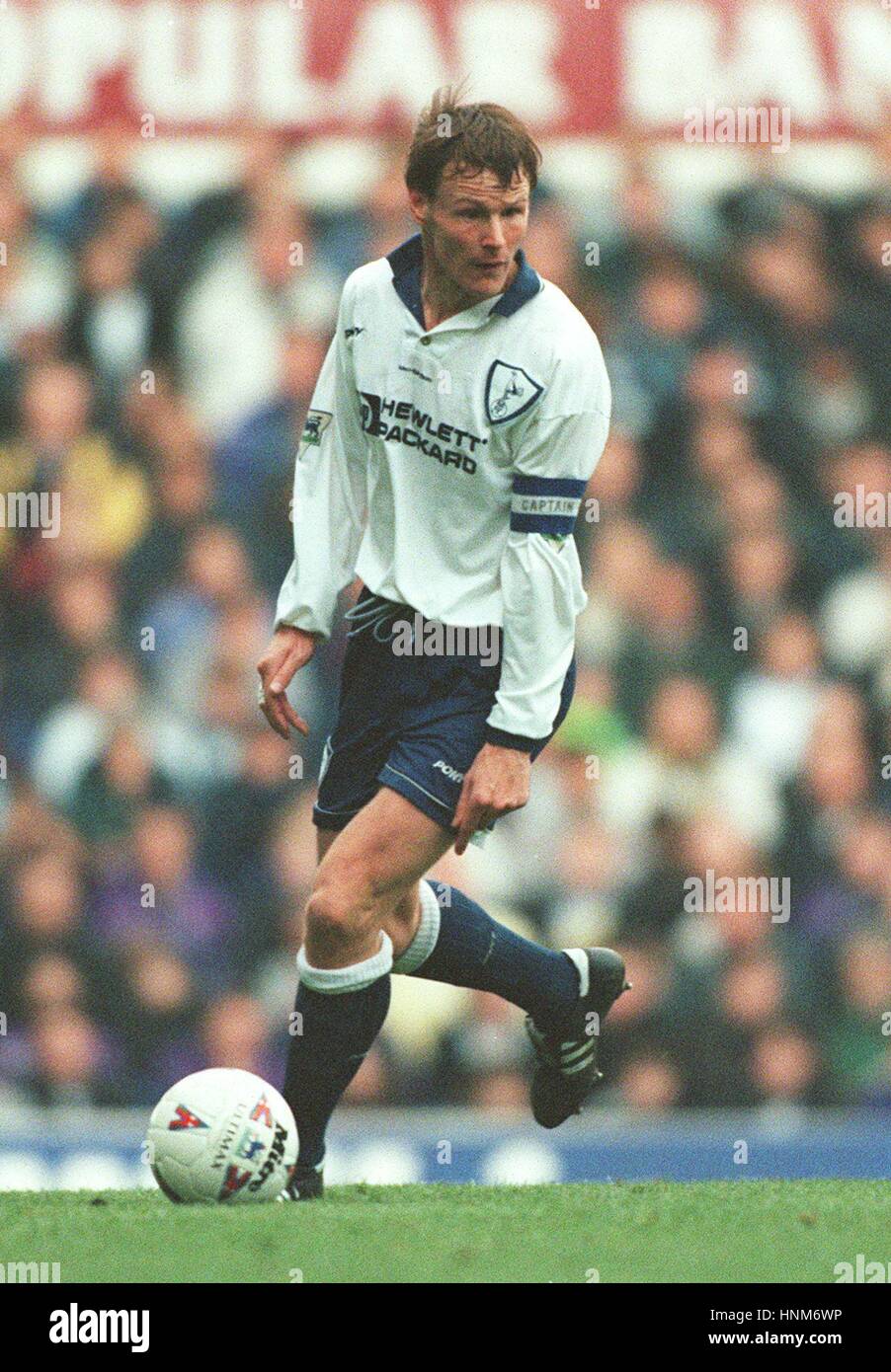 TEDDY SHERINGHAM TOTTENHAM HOTSPUR FC 01 April 1996 Stock Photo - Alamy