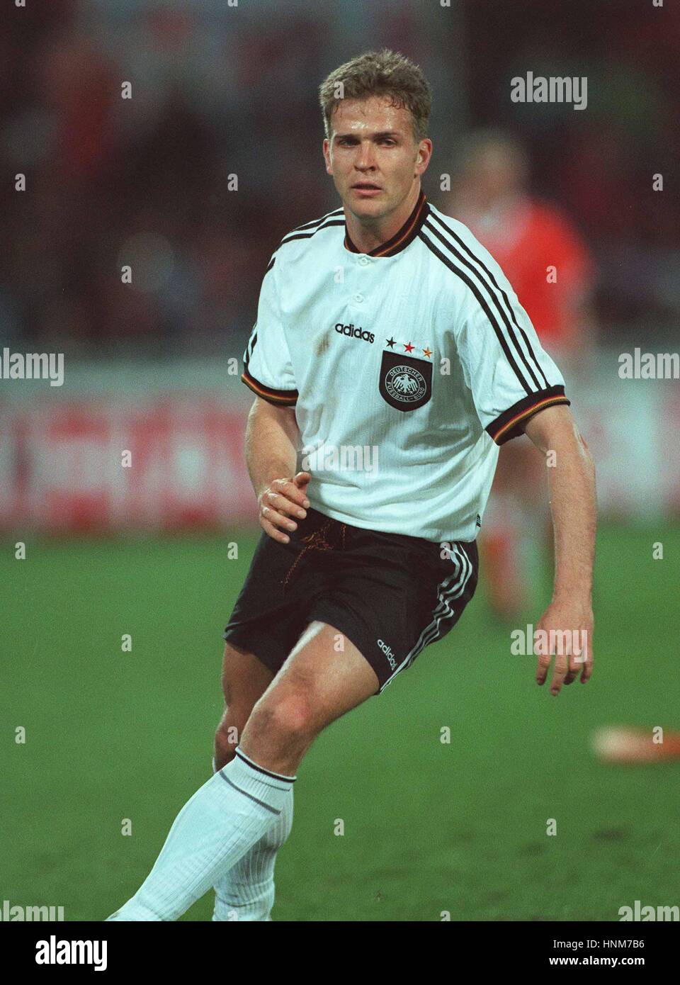Oliver bierhoff 1996 hi-res stock photography and images - Alamy