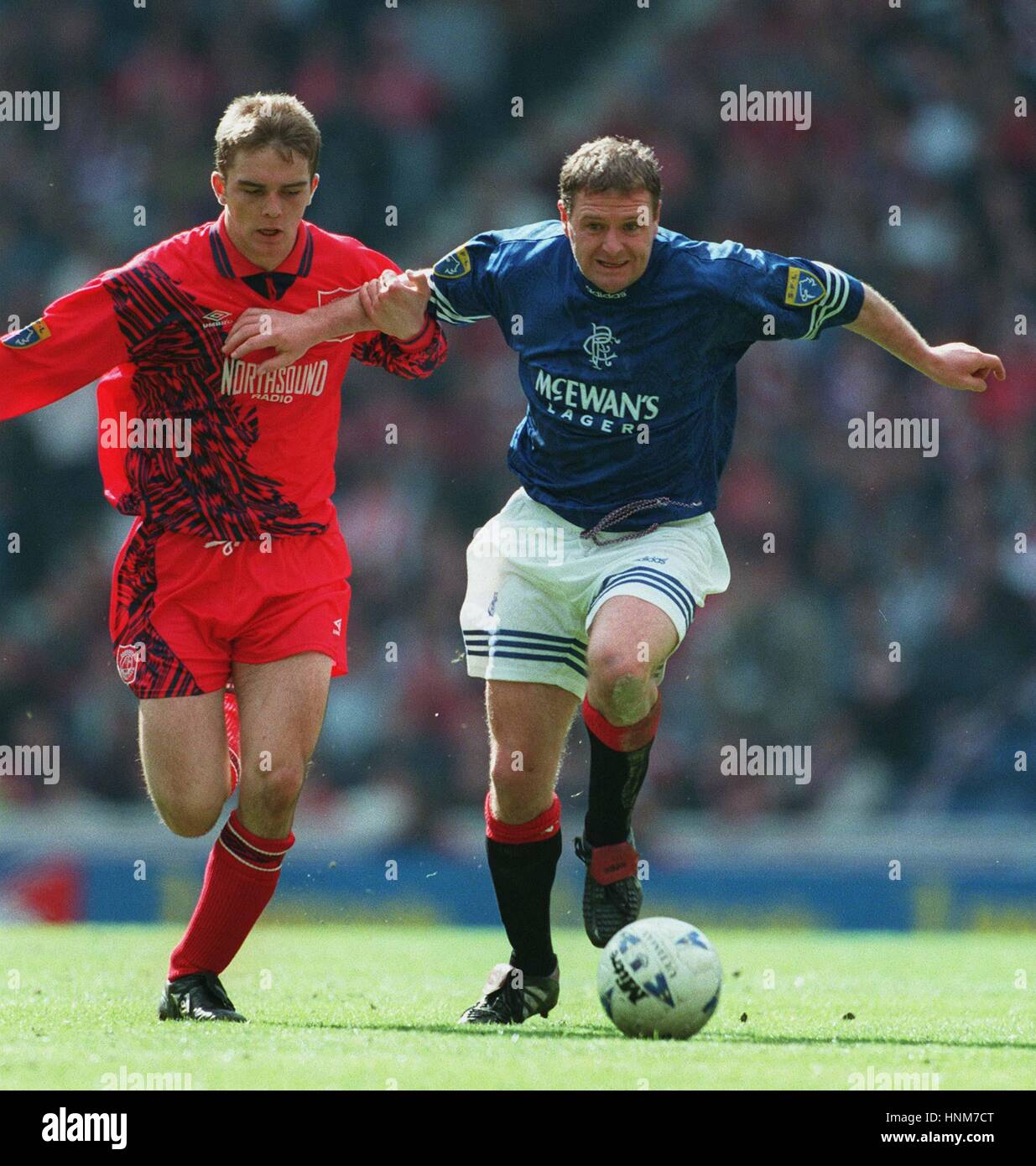 PAUL GASCOIGNE & DAVID ROWSON RANGERS V ABERDEEN 30 April 1996 Stock ...