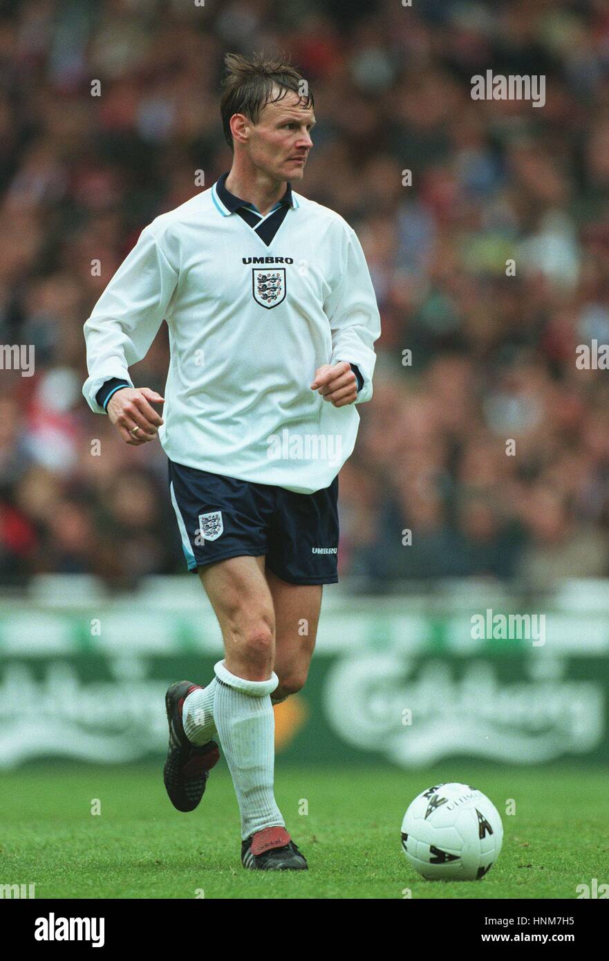 TEDDY SHERINGHAM ENGLAND & TOTTENHAM HOTSPUR FC 21 May 1996 Stock Photo ...