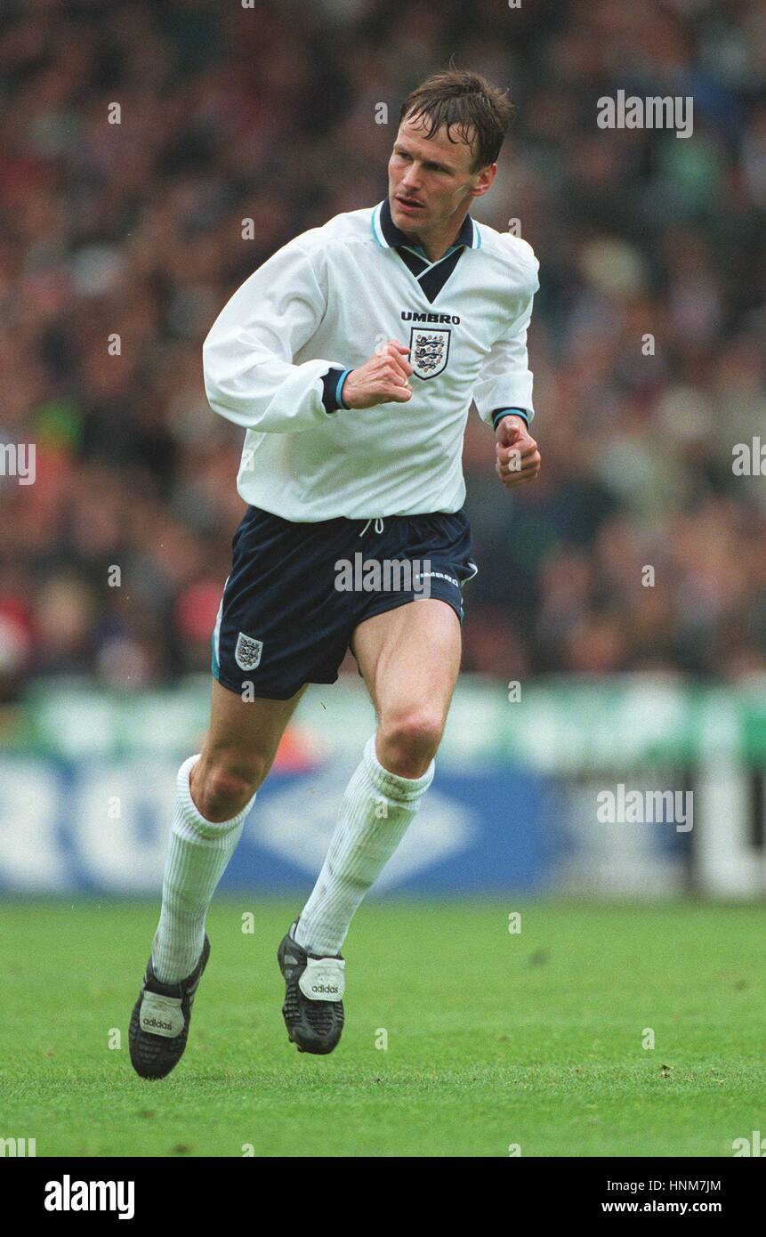 TEDDY SHERINGHAM ENGLAND & TOTTENHAM HOTSPUR FC 21 May 1996 Stock Photo ...