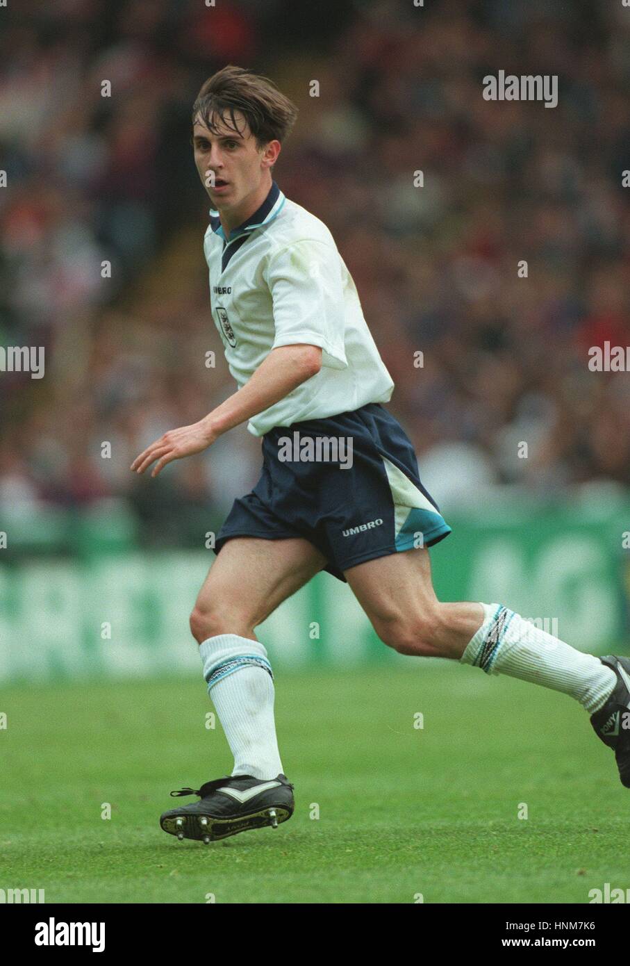 Gary neville england 1996 hi-res stock photography and images - Alamy