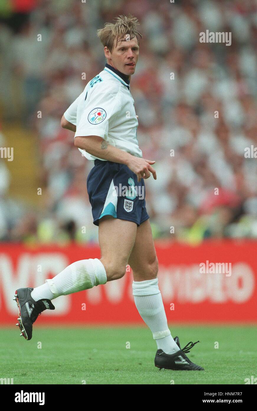 STUART PEARCE ENGLAND & NOTTINGHAM FOREST FC 08 June 1996 Stock Photo ...