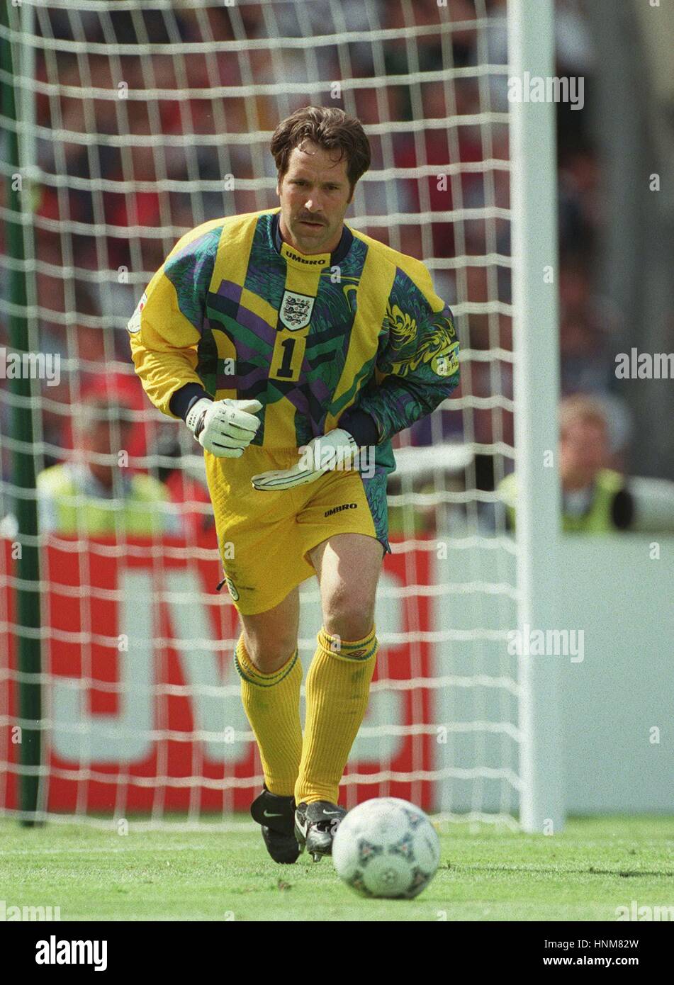 DAVID SEAMAN ENGLAND & ARSENAL FC 18 June 1996 Stock Photo - Alamy
