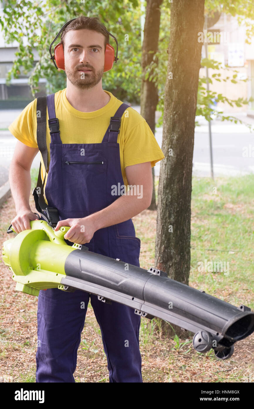 Blower garden hi-res stock photography and images - Alamy