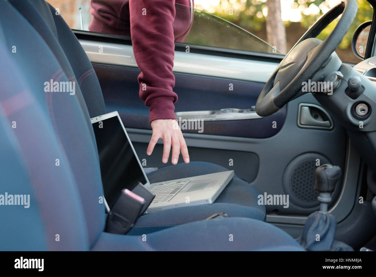 Looter hi-res stock photography and images - Alamy